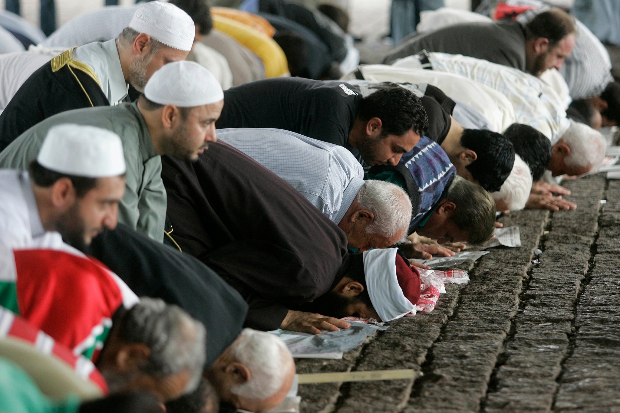 How Many Muslims Are There in the World? 12 Beautiful Facts on Muslim ...
