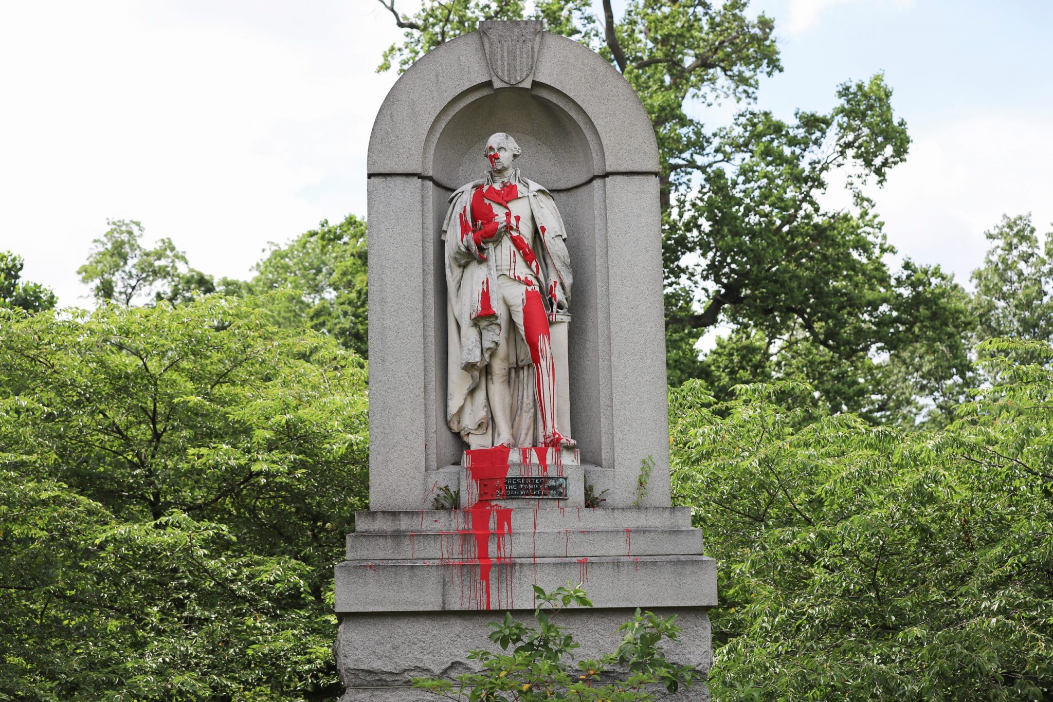 Strategic Statue Smashing – Lessons from Prophet Abraham (as) - The ...