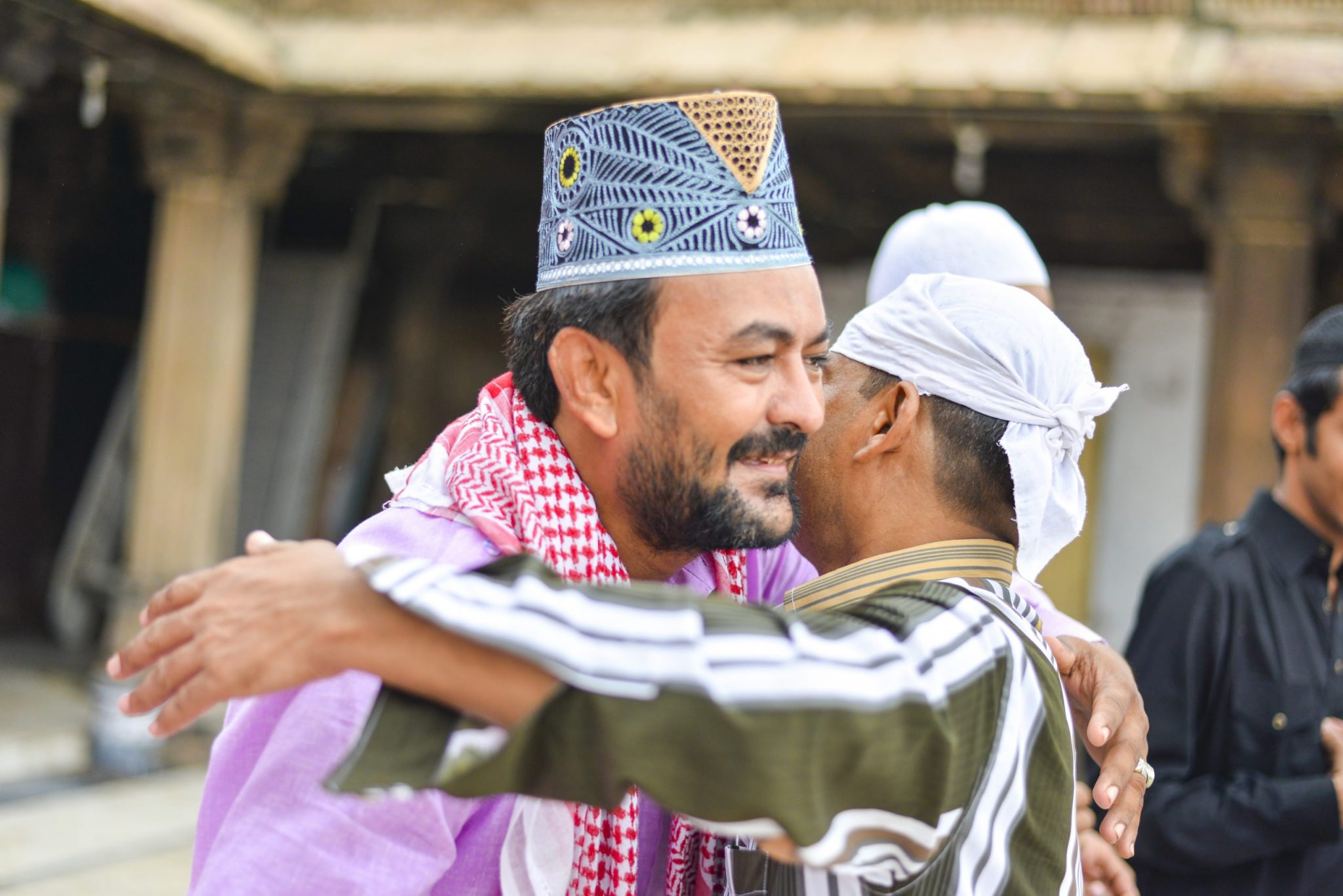 5 Quranic Verses and Hadith on Brotherhood and Solidarity - The Muslim Vibe