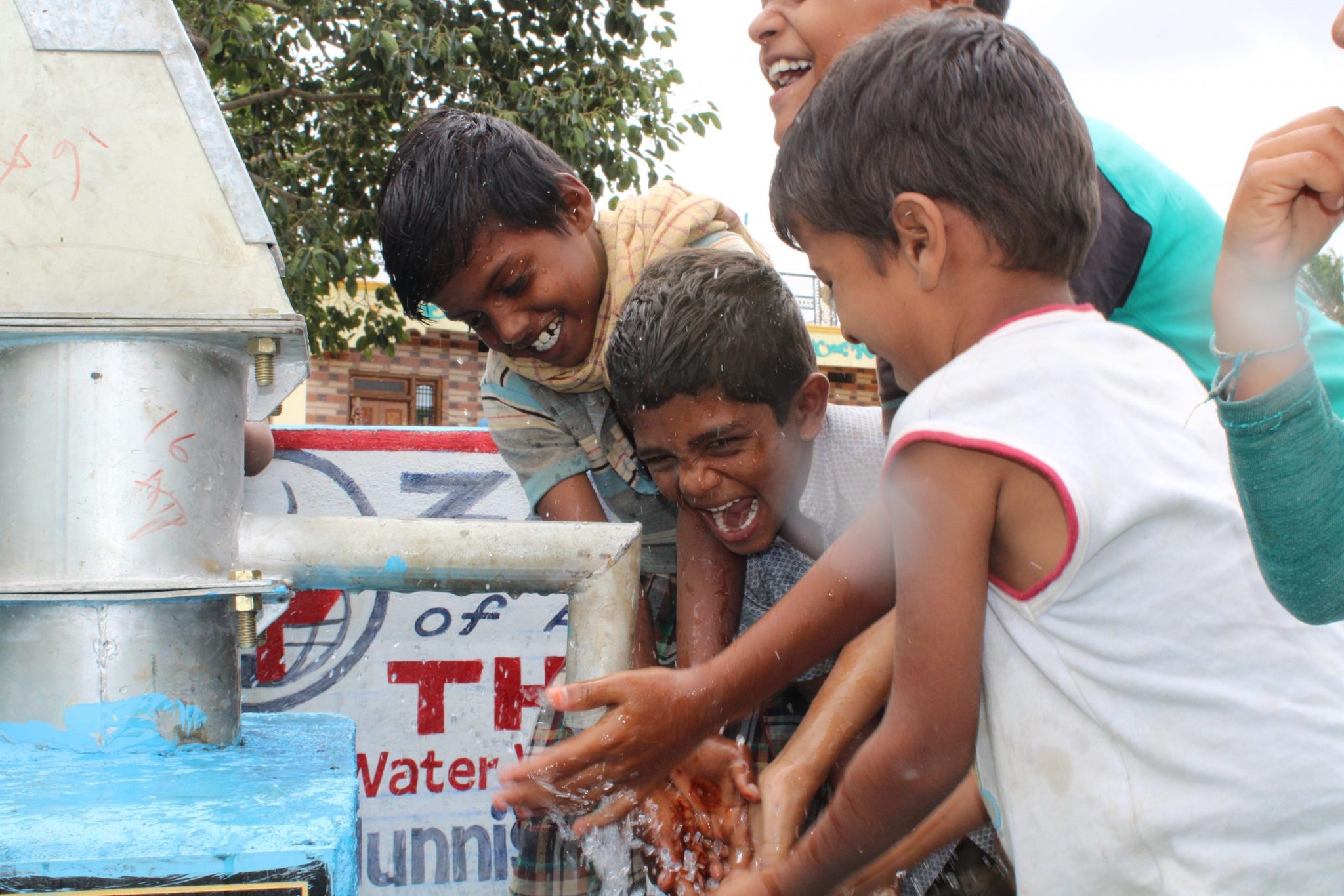 The Impact of Donating A Water Well in Islam - The Muslim Vibe
