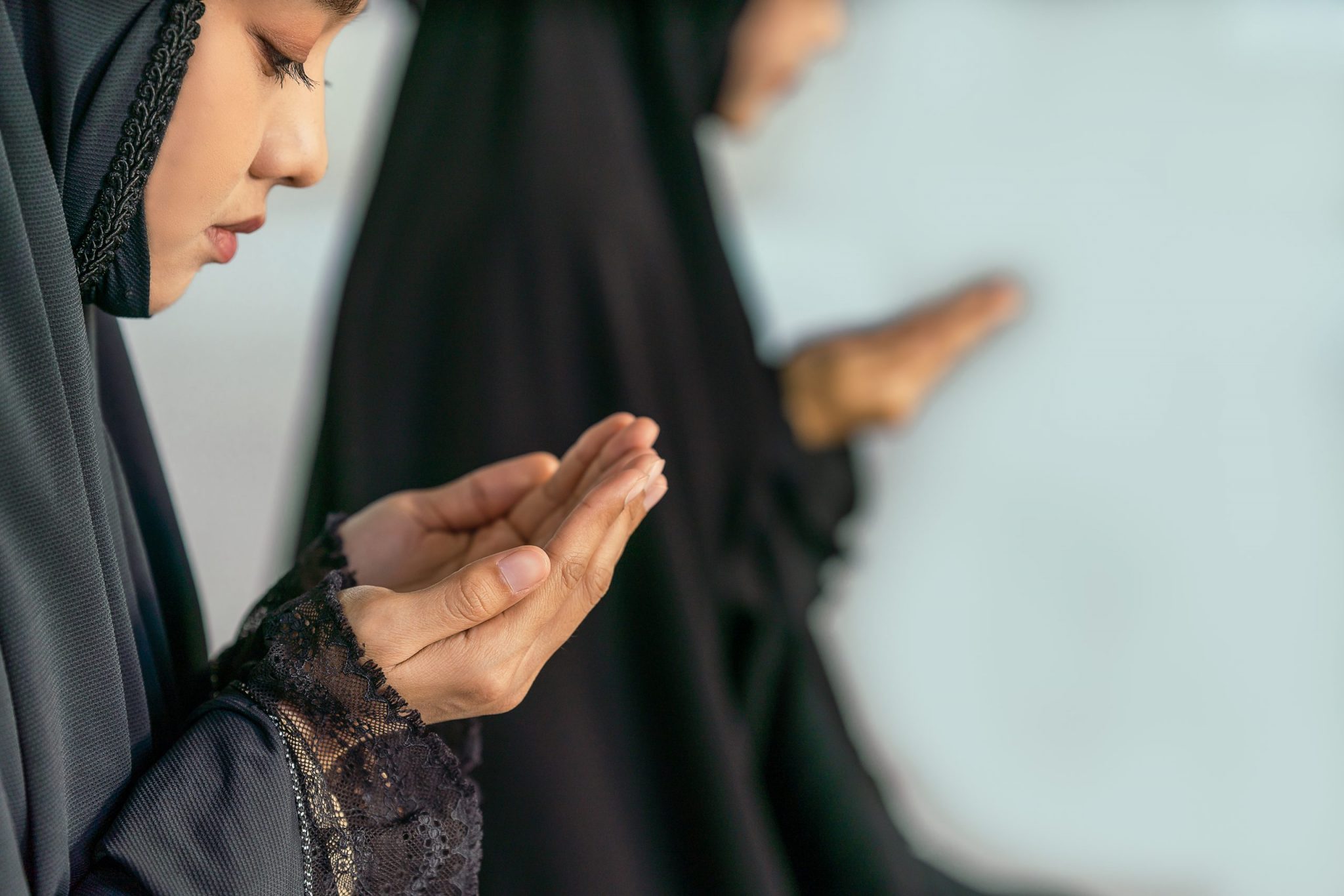 Seven Powerful Duas to Recite in Qunoot - The Muslim Vibe