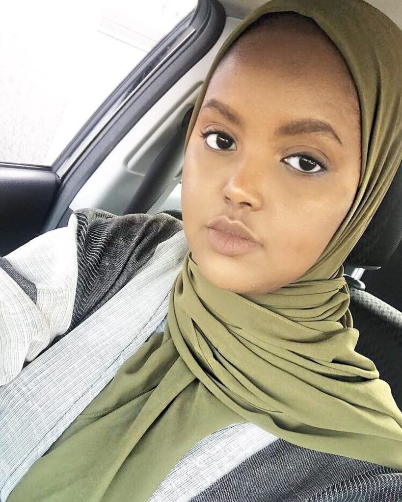 The Ultimate Breakdown of the 8 Hijab Types and Fabrics - The Muslim Vibe