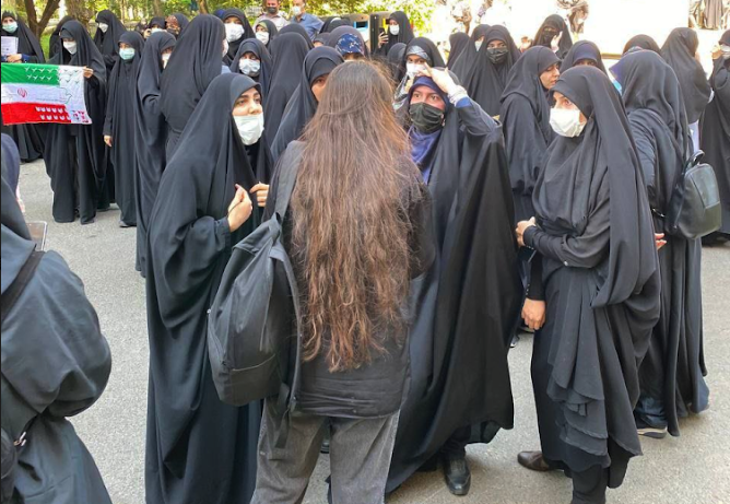 The Women's Movement – From the Street to the Home - The Muslim Vibe