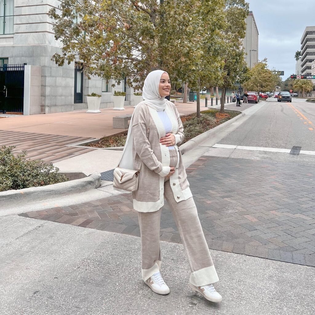 10 Hijabi Influencers to Follow on Instagram - The Muslim Vibe