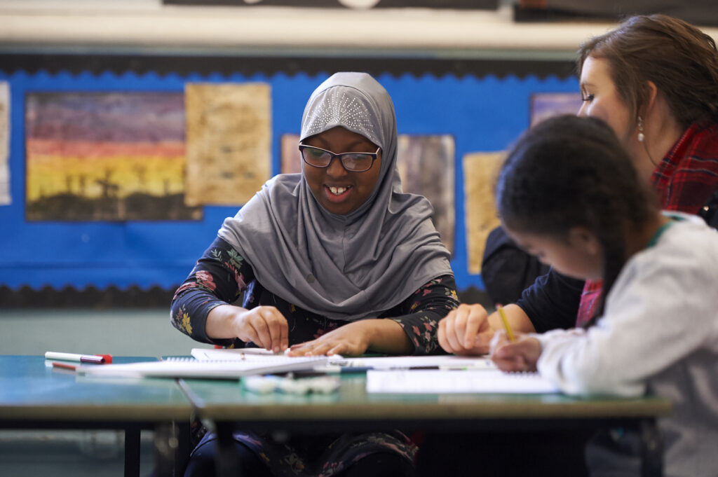 The Muslim Vibe – Reclaim the Muslim Narrative